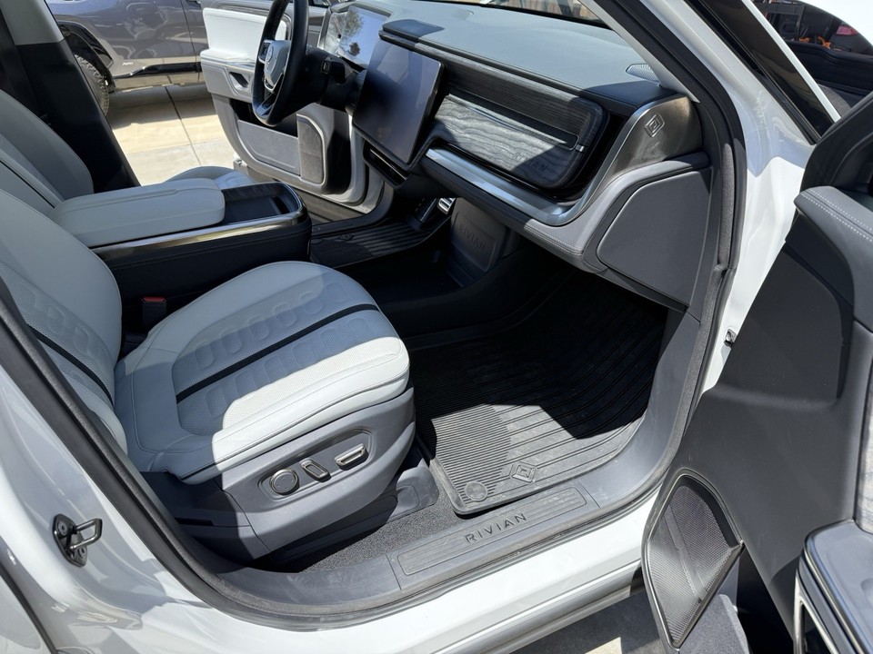 2022 Rivian R1T LAUNCH EDITION | eBay