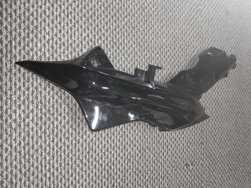 Yamaha YZF R3 19-23 BLACK OEM RIGHT FRONT UPPER SIDE FAIRING COWL BS7 ...