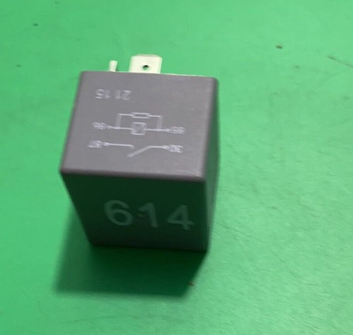 Audi A4 A6 A8 Q7 TT R8 VW Phaeton Touareg Porsche 911 918 0EM Relay ...