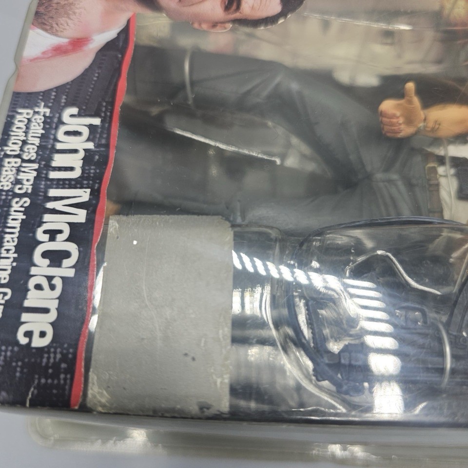 NECA John McClane Die Hard 7 Inch Action Figure Cult Classics S3 New ...