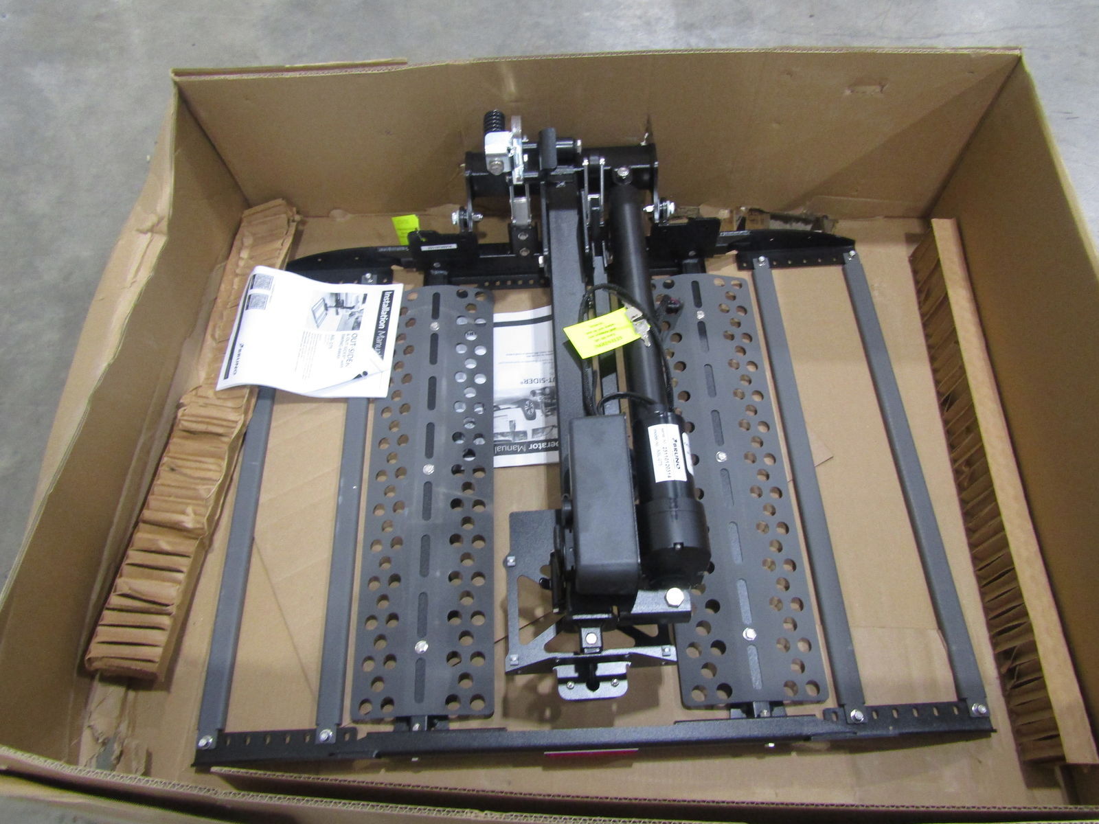 Bruno ASL-275 300 Lb. Capacity Out-sider Scooter Lift For Class II ...