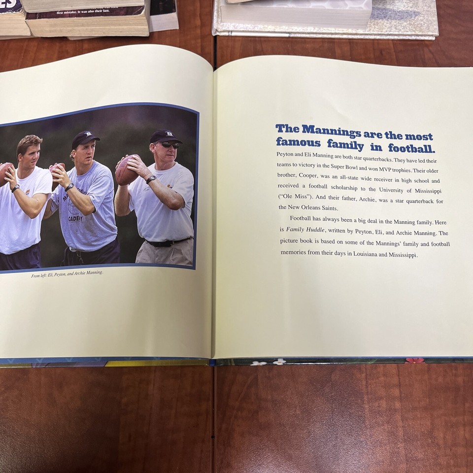 Family Huddle (Peyton Manning,Eli Manning,Archie Manning) Paperback ...