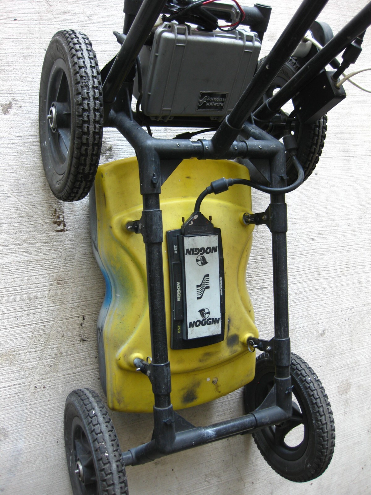 Sensors & Software Sensoft Noggin 250 Ground Penetrating Radar GPR 250 ...