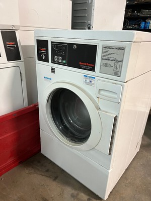 Coin-op Washers & Dryers - Speed Queen Washer