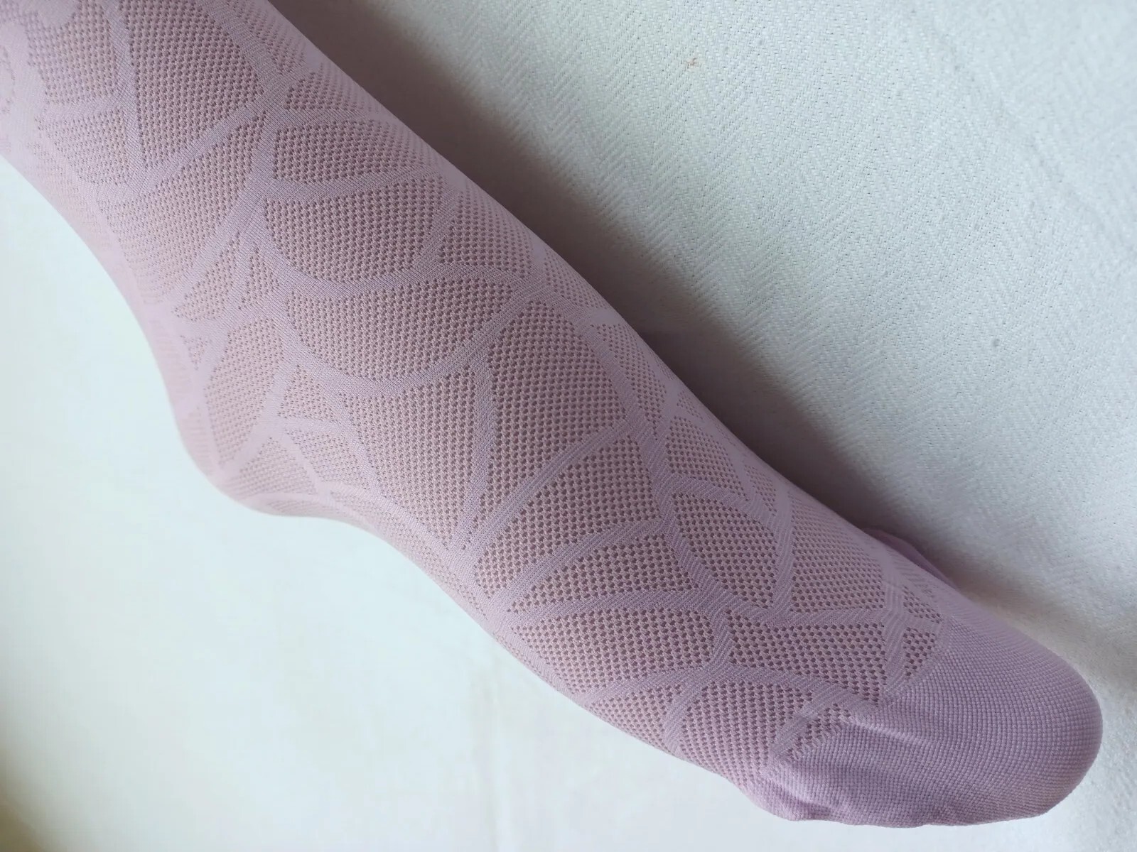 Ladies Quality Spanish Platino Floral & Fine Fishnet Pattern Tights ...