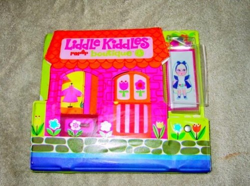 Vintage Mattel LIDDLE KIDDLES Pop Up BOUTIQUE - 1968 Folding Play House ...