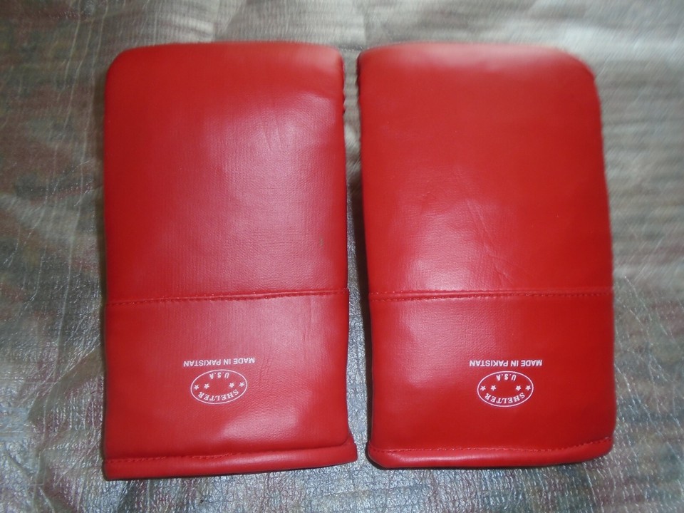 Boxing, Kickboxing, martial art Punching bag Chain & punching gloves | eBay