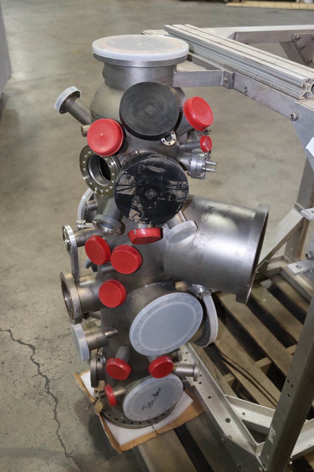 LARGE STAINLESS VACUUM CHAMBER MANIFOLD LEYBOLD 4FT TALL | eBay