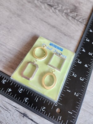 New Portafolia Embossed Metal Gold + Frames Family Cardmaking ...