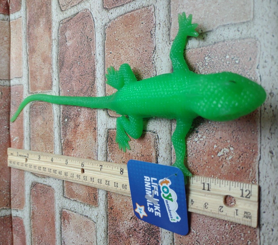 Bright Green Lizard Toymendous Life Like Squishy Stretchable Stretchy ...