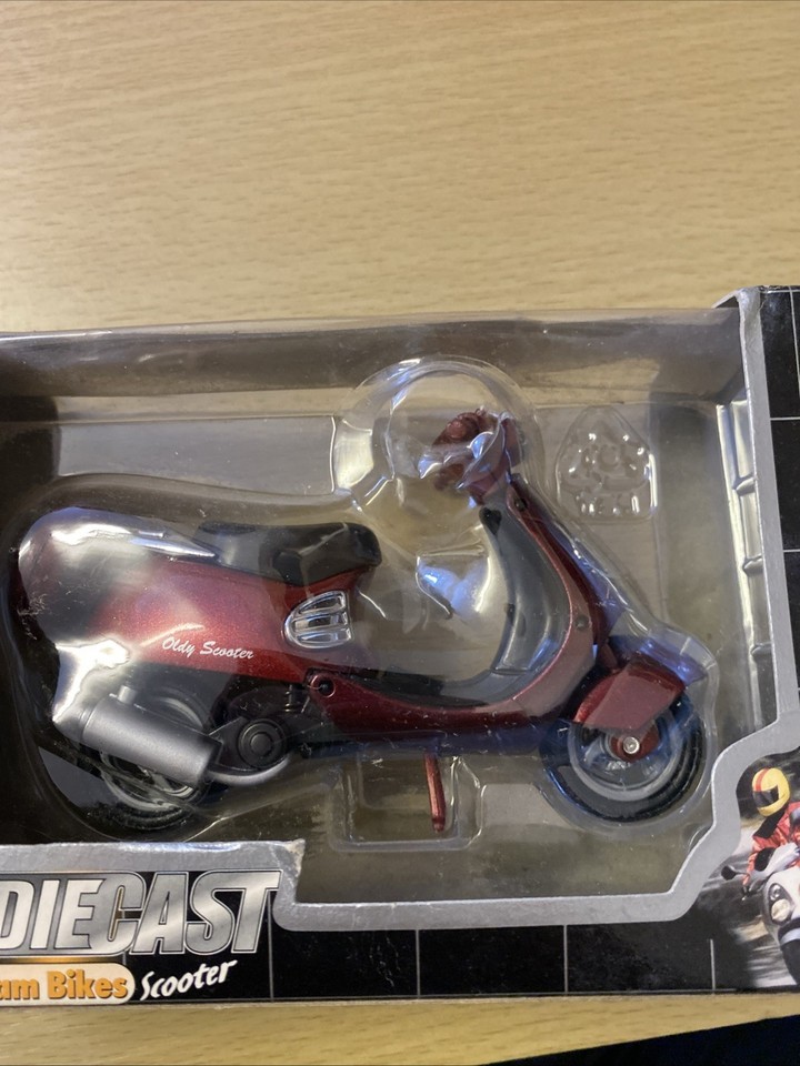 Oldy Scooter Dickie Scooter Die Cast 1:18 Scale Red Boxed Rare | eBay UK