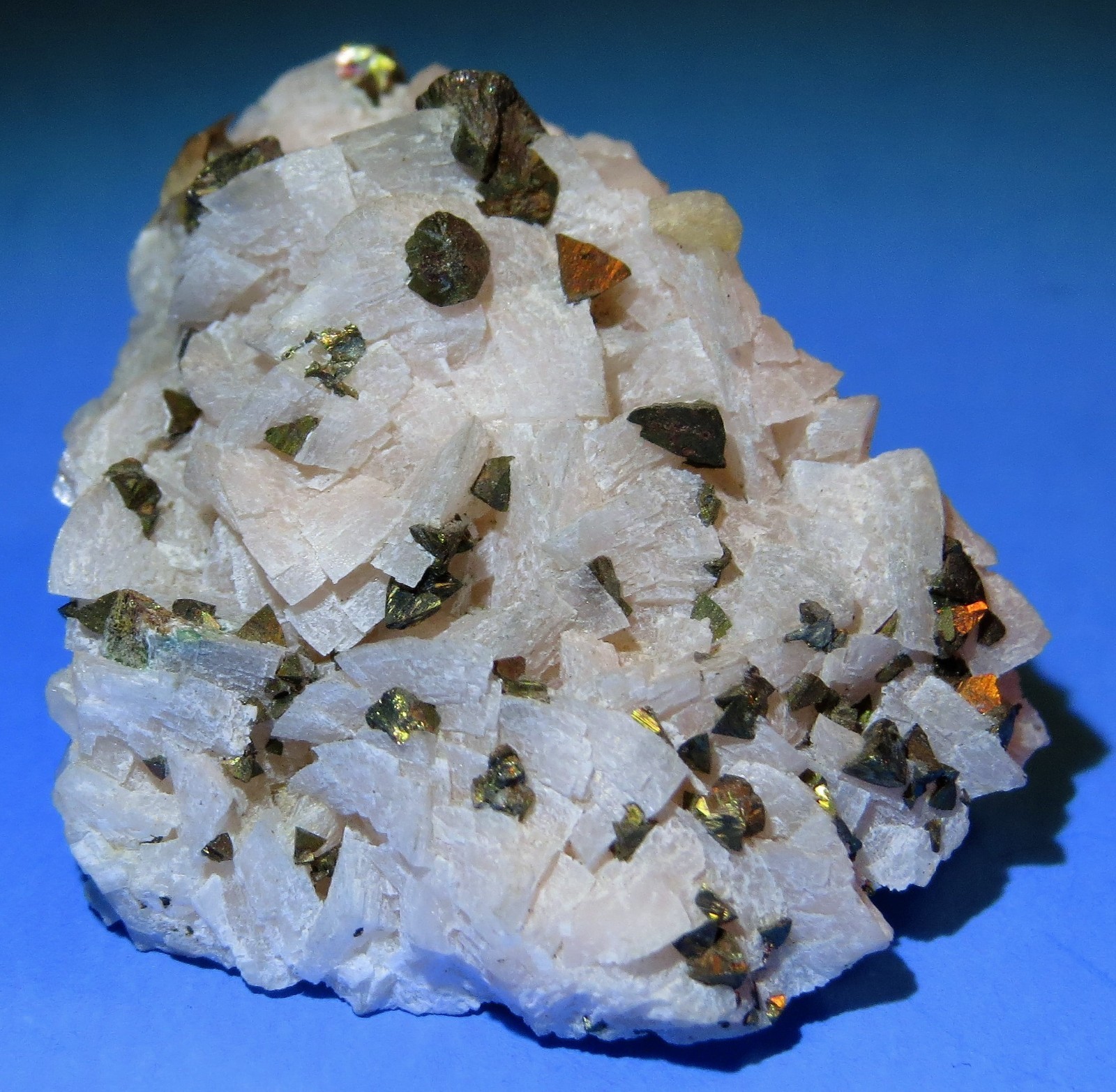 THUMBNAIL MINERAL CHALCOPYRITE/DOLOMITE UNKNOWN SPECIMEN | eBay