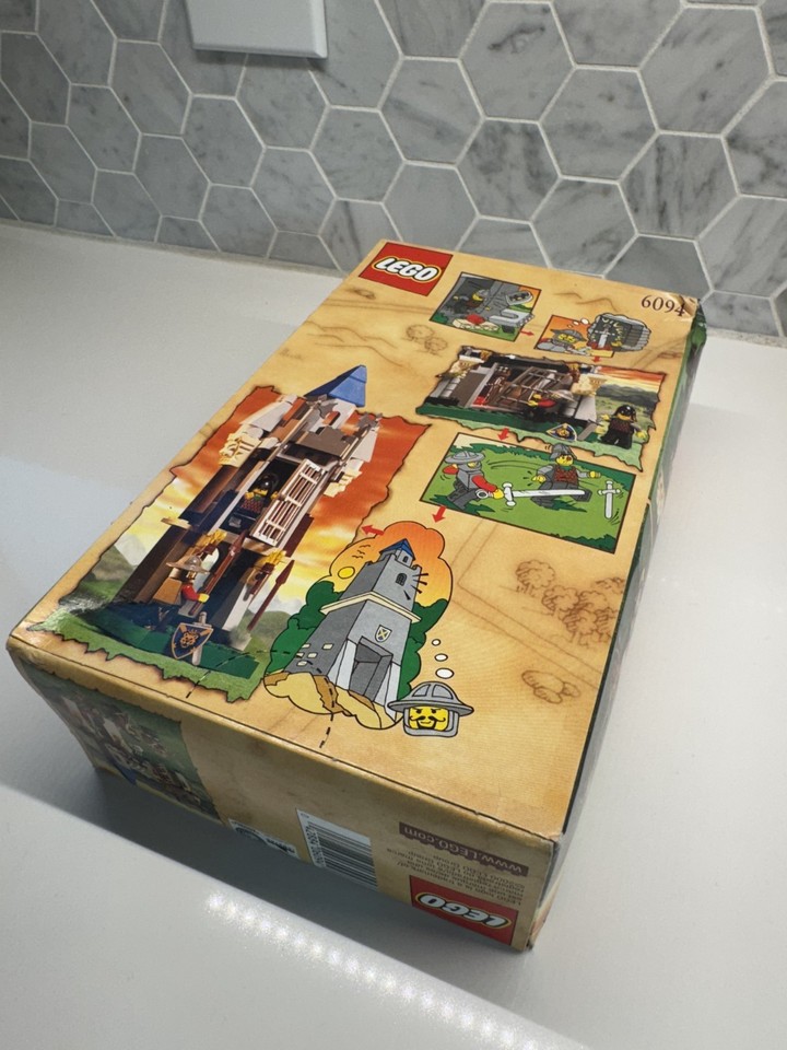 NEW LEGO 6094 Guarded Treasure Knights’ Kingdom I Castle 2000 Sealed ...