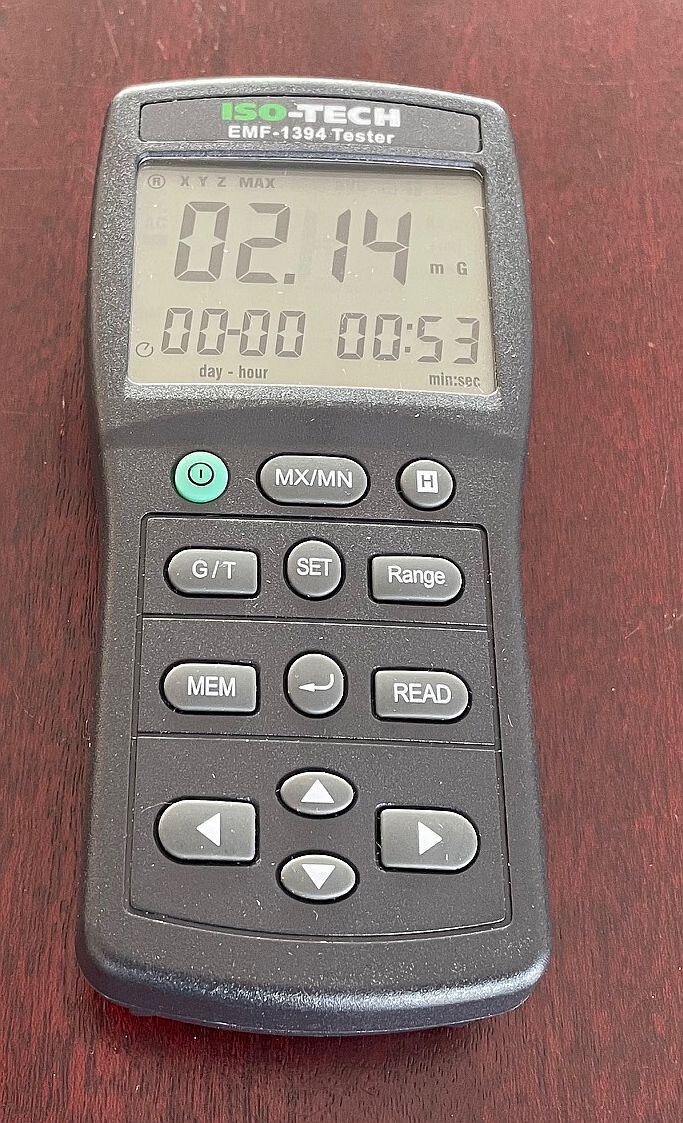 ISO-TECH EMF 1394 Triaxial Gausmeter / Digital Electronic Magnetic ...