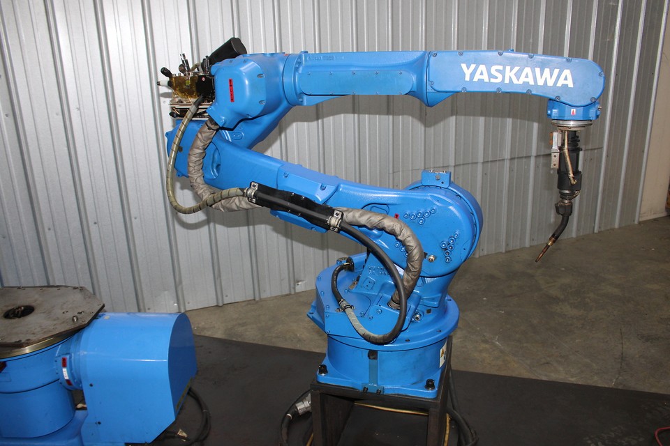 Motoman AR2010 Welding Robot w/2 Dual axis Positioner w/ YRC1000 ...