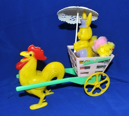 VTG E ROSEN ROSBRO PLASTIC CANDY CONTAINER ROOSTER PULLING CART Easter ...
