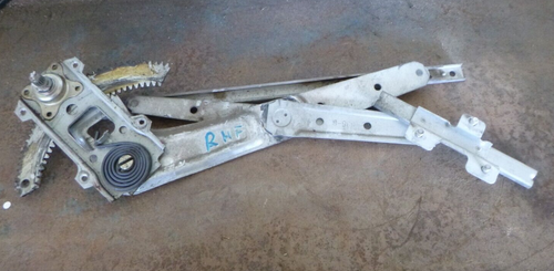 Holden Rodeo TF 3/97-2/03 Right Front Manual Window Regulator (no vent ...