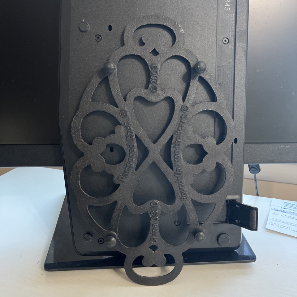 Pampered Chef Round Up From the Heart Cast Iron Copper Tone Trivet From ...