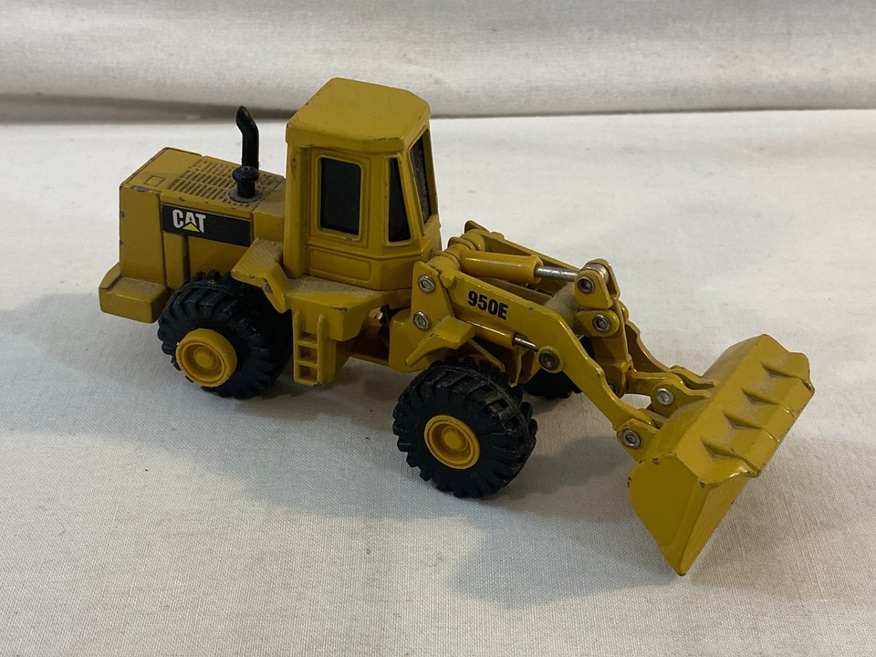 Pair ERTL Diecast CAT Dump Truck + Front Loader Toys | eBay