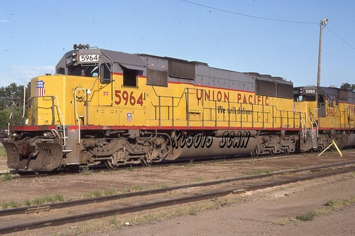UNION PACIFIC (UP) SD60 #5964 ex CNW - Original Slide | eBay