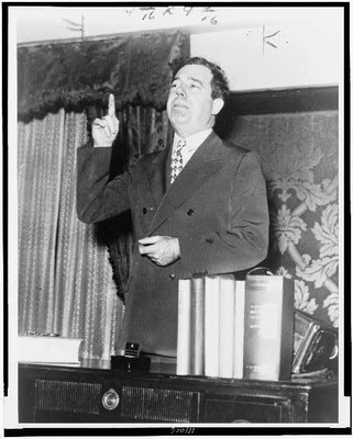 Photo:Huey P. Long, gesturing as he speaks 1935 | eBay