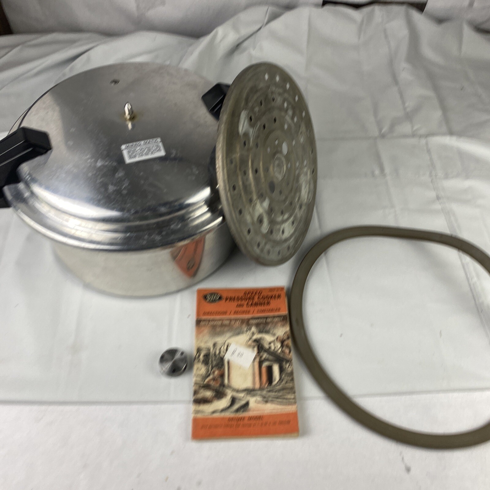 Vintage Mirro-Matic 12 Quart M-0512-11 Pressure Cooker Canner w ...