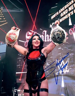 STEPHANIE VAQUER AUTOGRAPH SIGNED 8X10 PHOTO WWE NXT DOUBLE CHAMP #2 | eBay