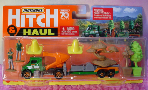 2023 Matchbox Hitch&Haul MBX TREE SERVICE 2🌲Tree Lugger/Utility Flatbed ...