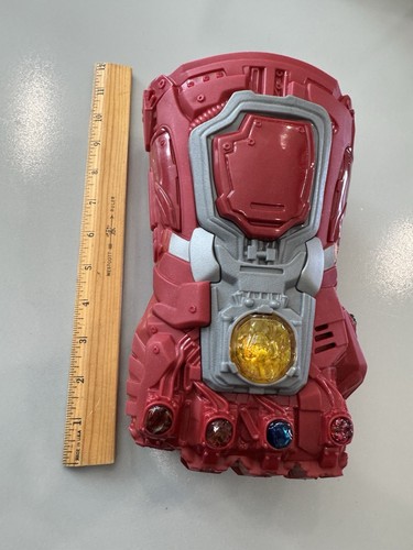 Marvel Avengers Infinity War Thanos / Iron Man Electronic Gauntlet ...