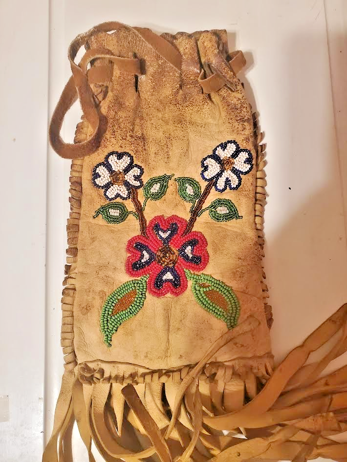 Very cool Vintage authentic Native American beaded bag | eBay