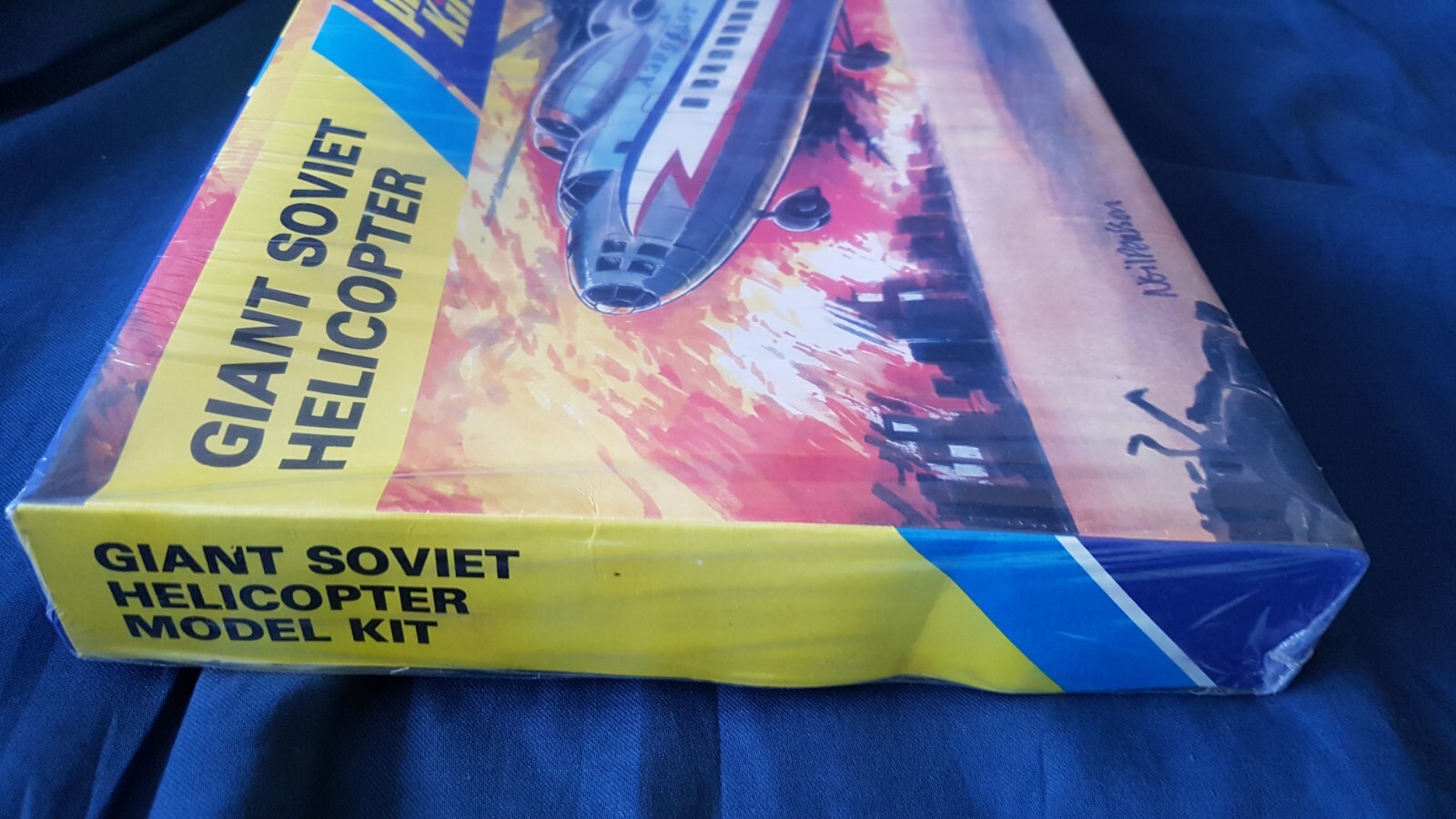 PLAYFIX KITS 670 1.100 SCALE MIL MI6 GIANT SOVIET HELICOPTER NEW SEALED ...