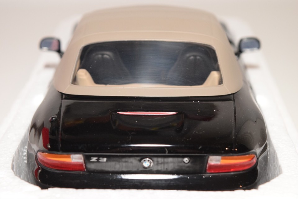 A80 1:18 UT MODELS BMW Z3 ROADSTER BLACK WITH TAN SOFT TOP MIB | eBay