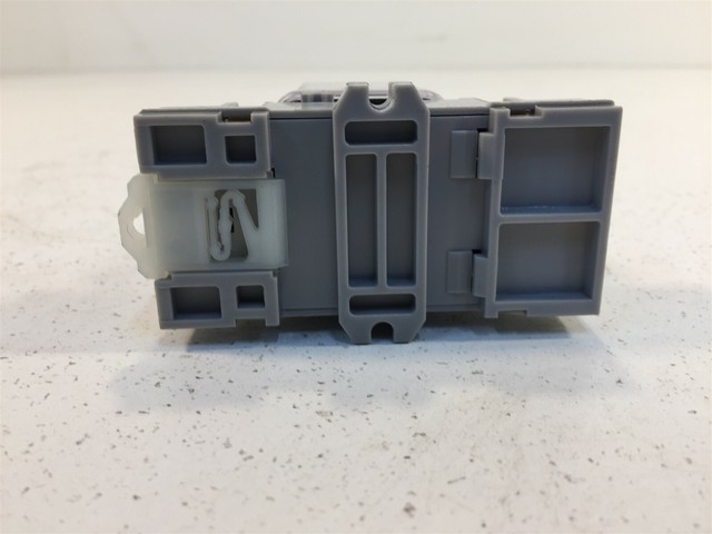 4 Tyco Electronics Kup-14d15-24 Relay 24vdc Coil With Base Socket ...