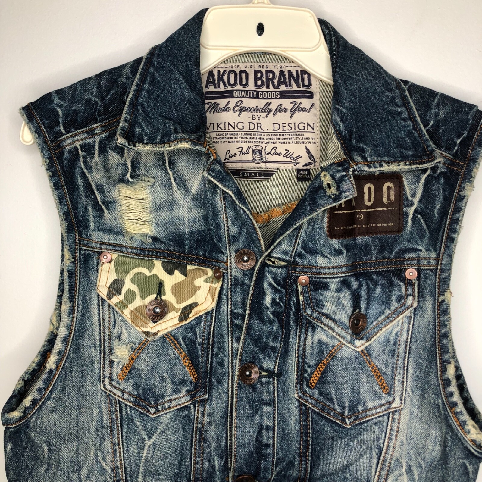 AKOO BRAND Mens Denim Vest Size Small Distressed Jean Camo Pocket 100% ...
