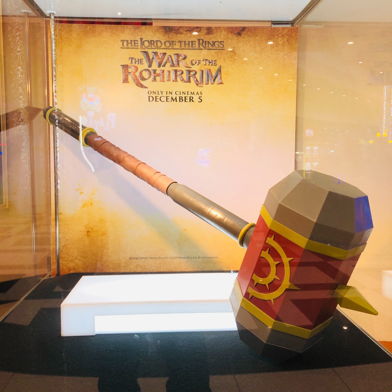 Popcorn Bucket Helm's Hammer The Lord of The Rings The War of The ...
