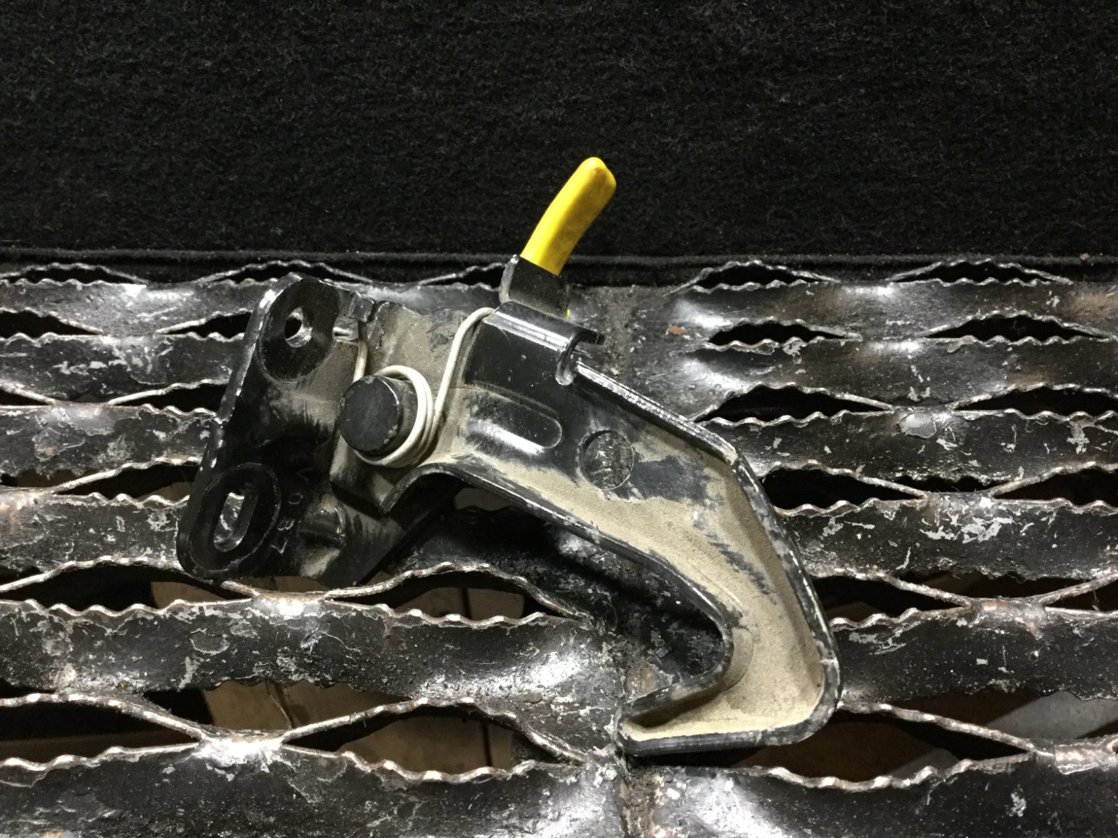 07 08 09 SUZUKI VITARA XL-7 XL7 HOOD BONNET SAFETY CATCH LOCK LATCH ...