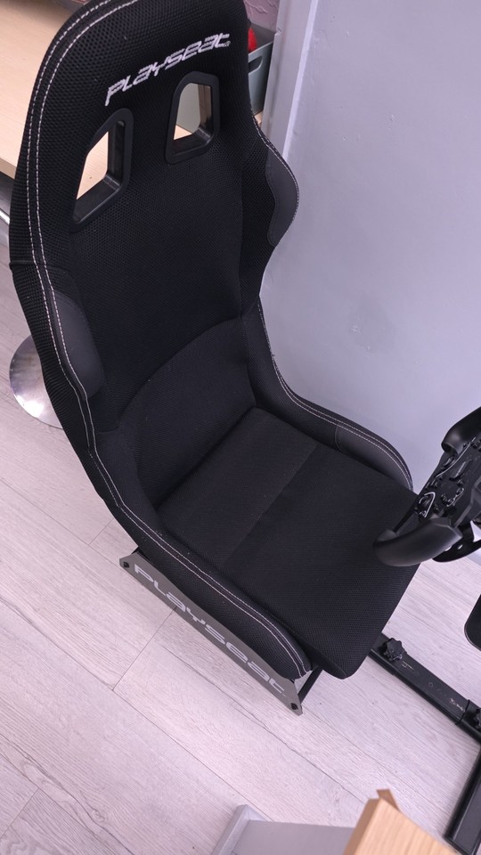 Moza R5 with Playseat Evolution Actifit Seat | eBay UK