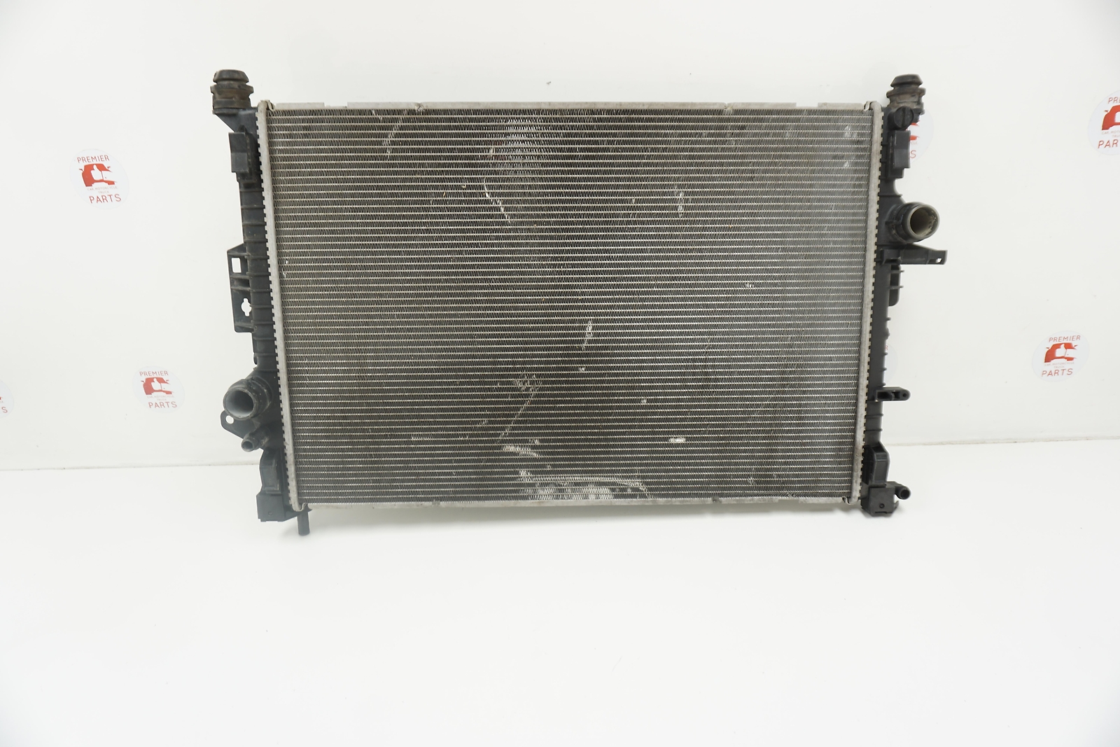 17 18 2013-2018 Ford Transit Connect Radiator Assembly Used Oem (cv6z ...