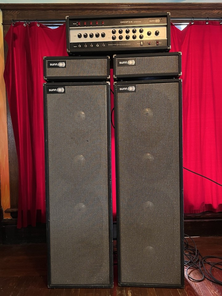 1970 Sunn Concert P.A. Control Amp with Tall 412SR Cabs & Horn ...