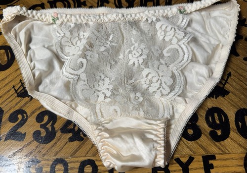 VINTAGE VICTORIA’S SECRET GOLD LABEL STRING-BIKINI PANTY ! MEDIUM TLC ...