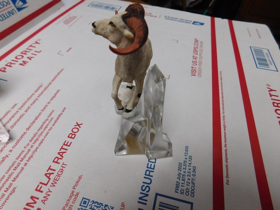 TFM Franklin Mint Bighorn Sheep on Crystal Mountain Figurine | eBay