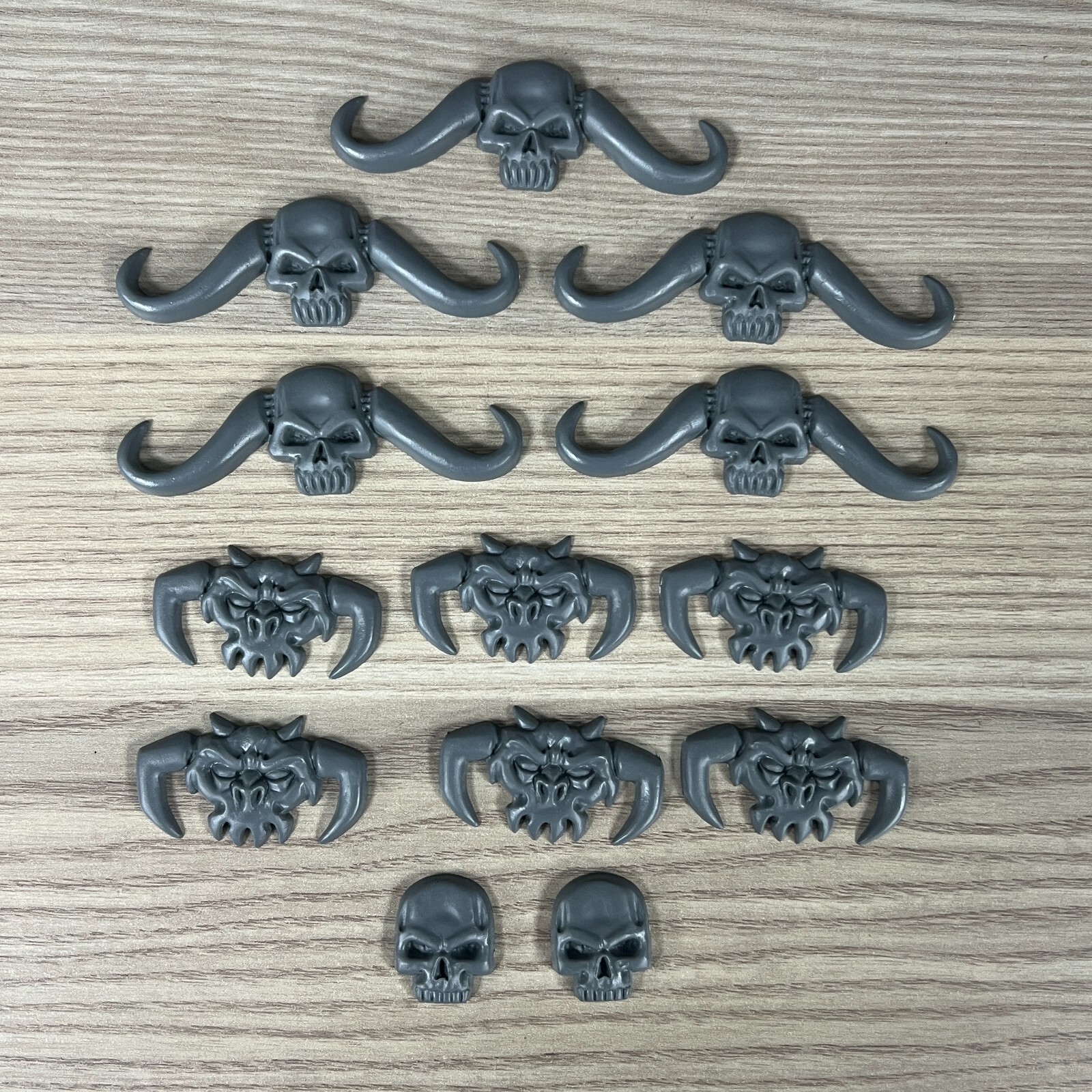 ARCANE RUINS SKULLS ICONS MORDHEIM WARCRY BANNER TOPS TERRAIN WARHAMMER ...