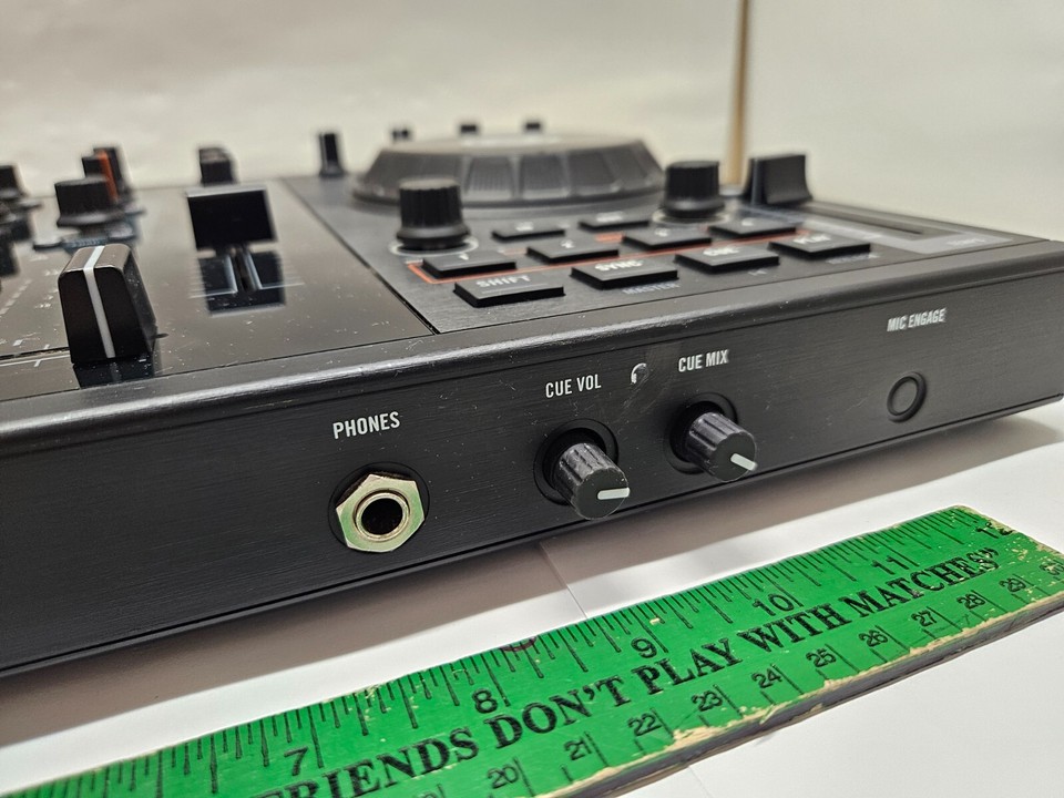 Native Instruments TRAKTOR KONTROL S2 MK1 DJ Controller | eBay