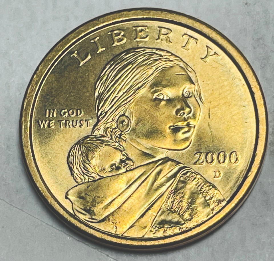 2000 D AU SACAGAWEA ONE DOLLAR COIN US LIBERTY GOLD COLOR | eBay