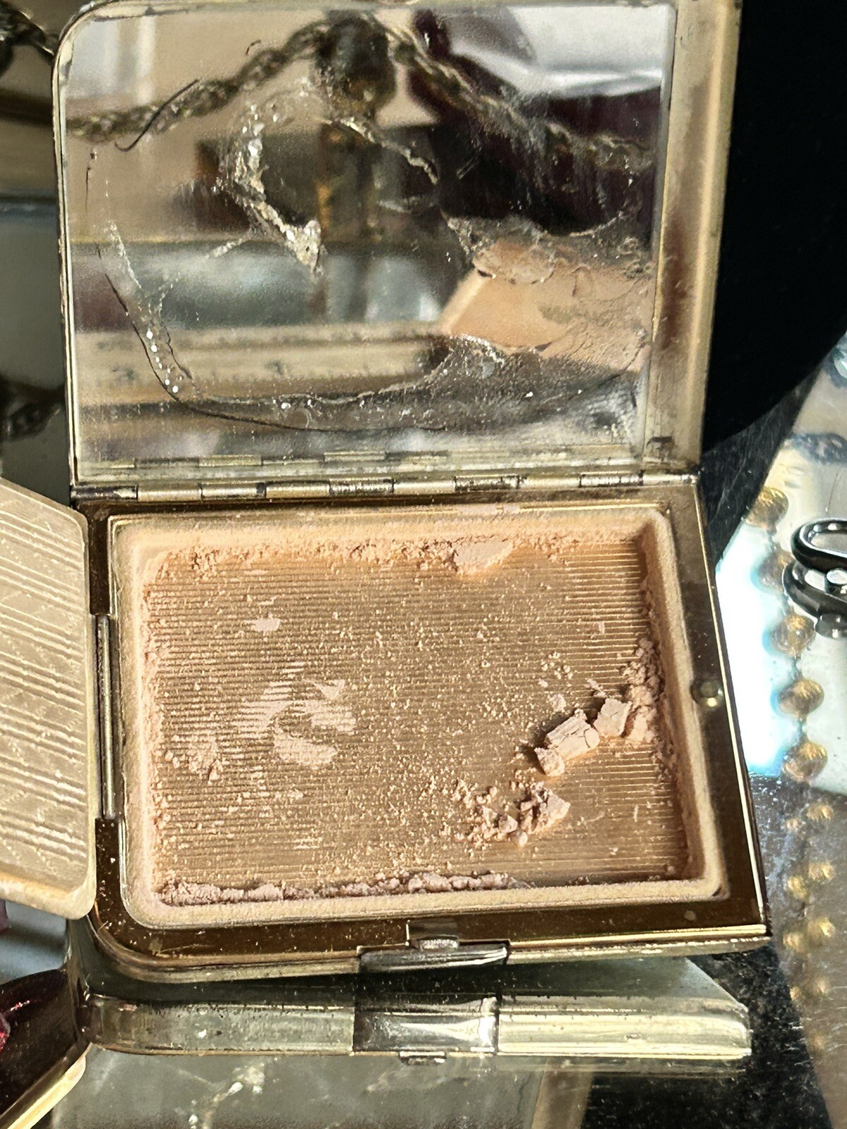 Antique Elgin American 1930s Compact Powder Mirror Case Engraved Gold ...