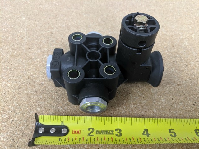 Height Control Leveling Valve Excel# EM37070 Ref 90554241 KN27000 ...