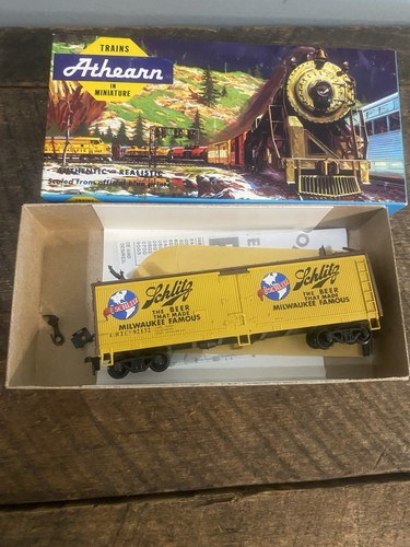 Vintage Athearn HO Scale Schlitz Beer 5211 40 ft Reefer Car box Toy ...