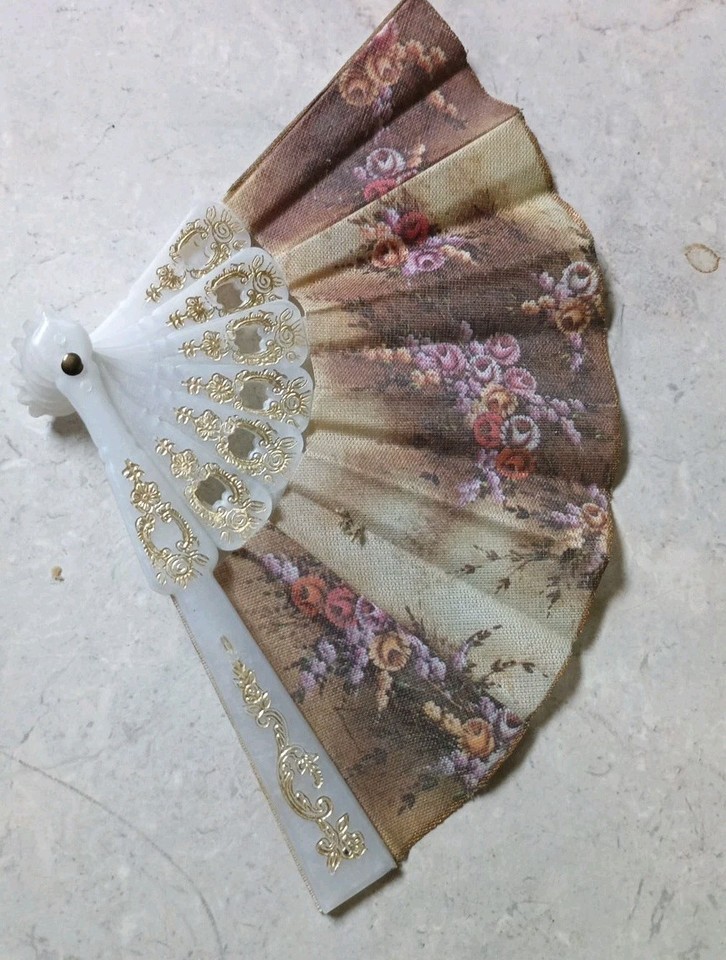 Antique Folding Hand Fan, likely from the Victorian era,lace or silk ...