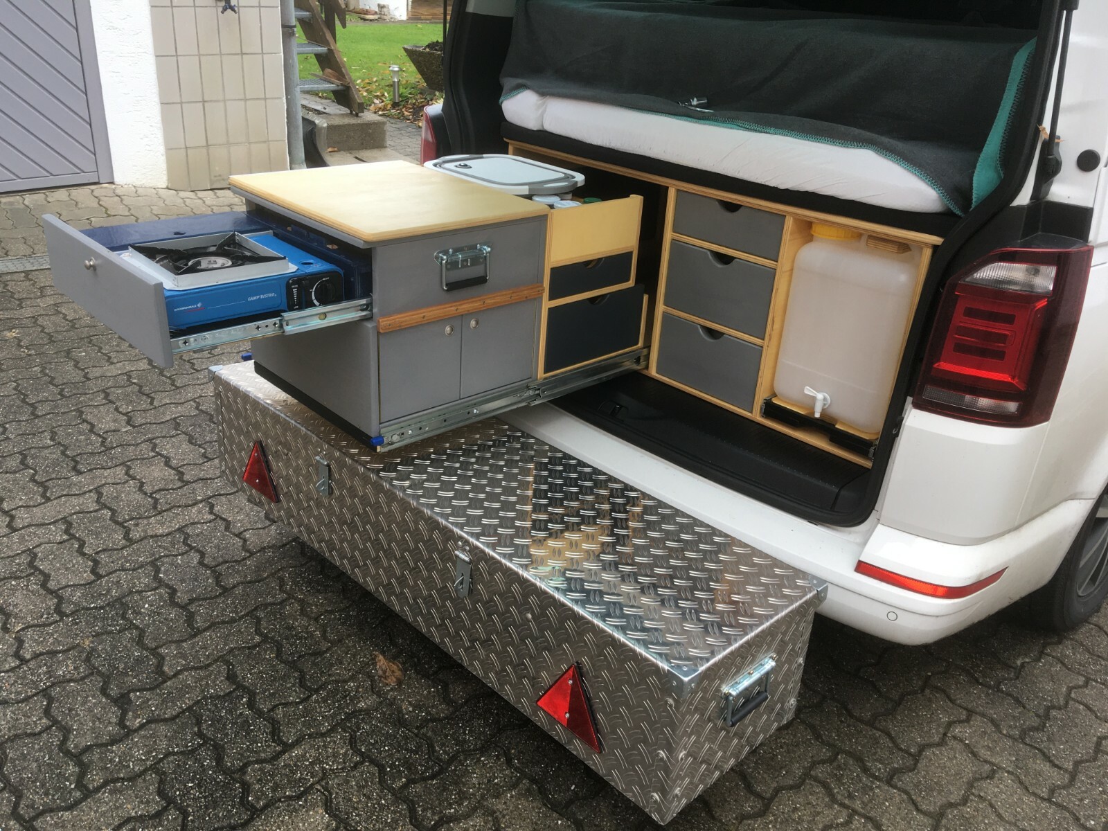 Bauplan Gepäckbox VW T4 T5 T6 an Anhängerkupplung Alubox Alukiste ...