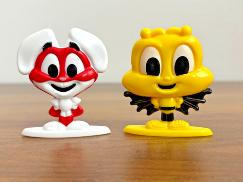 2 General Mills Cereal Squad Toy Figure BUZZ the Honey Bee CHEERIOS ...